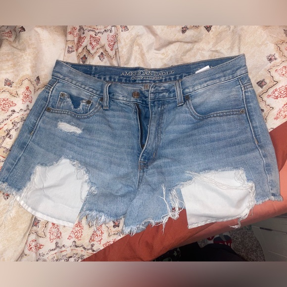 American Eagle Outfitters | Shorts | Crying Because These Are Cute Dont ...